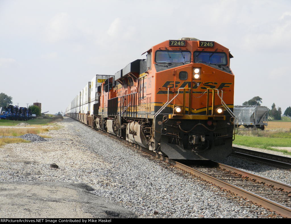 BNSF 7245